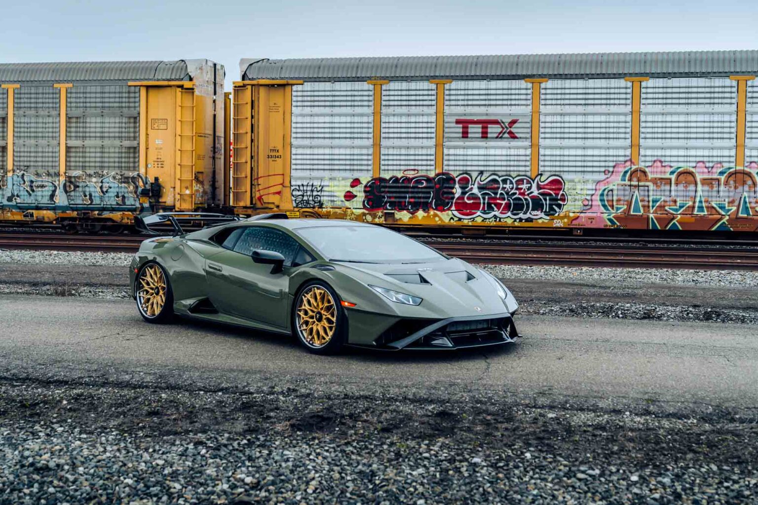 LAMBORGHINI HURACAN STO MV FORGED MR-240 - MV Forged | Bespoke Wheels
