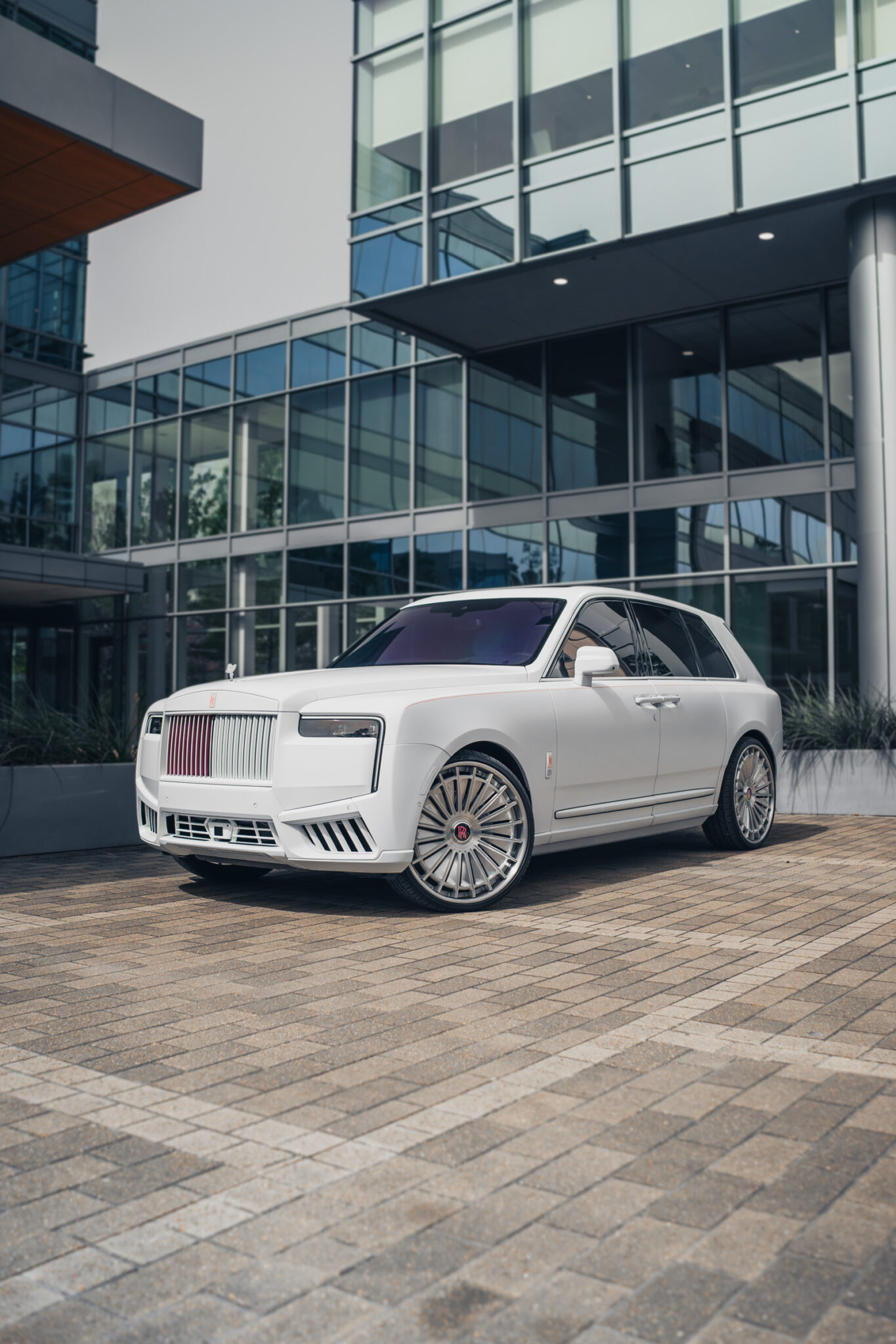 ROLLS ROYCE CULLINAN MV FORGED VL77 - MV Forged | Bespoke Wheels